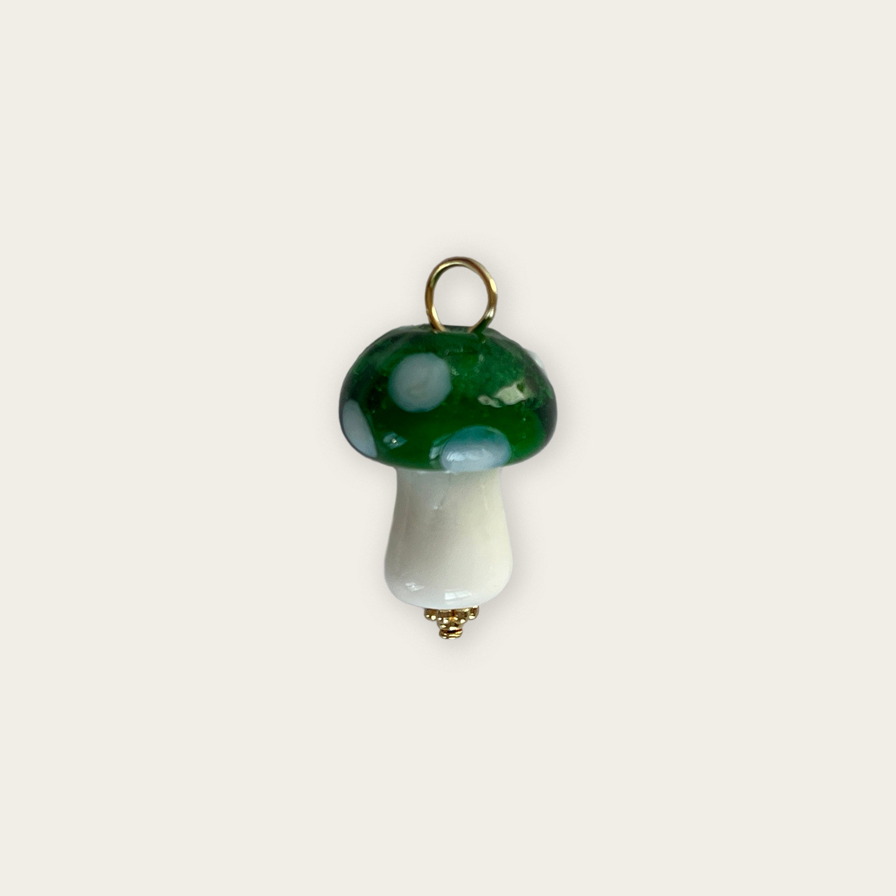 Green mushroom pendant – Colette